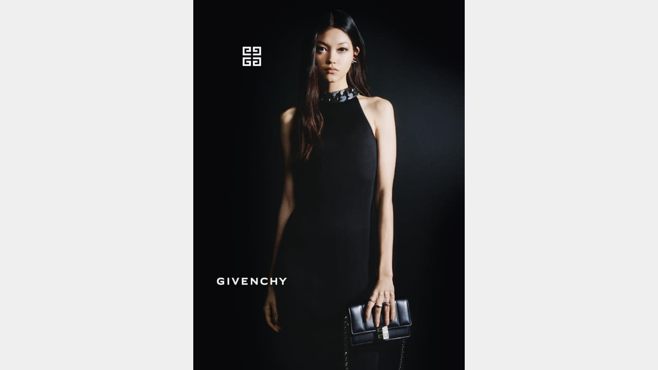 The article: GIVENCHY REVEALS NEW ADVERTISING CAMPAIGN FOR FALL-WINTER 2021