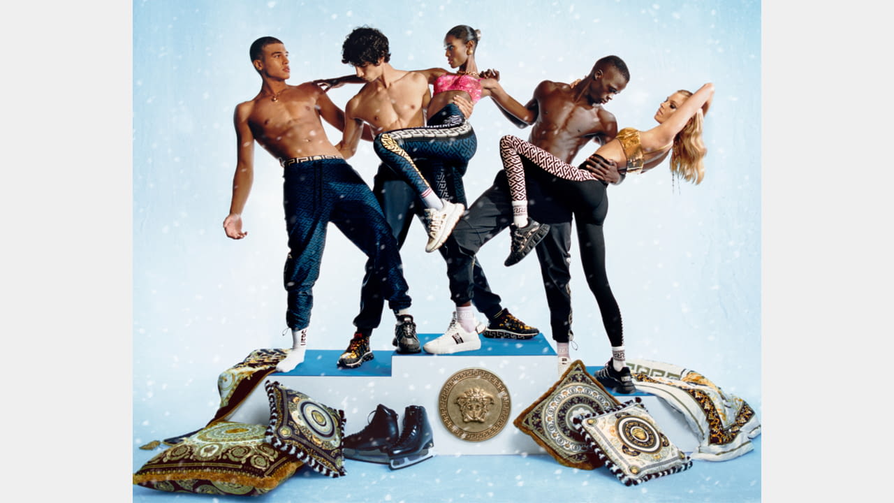 The article: VERSACE ON ICE