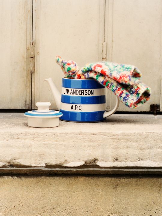 The article: Capsule JW Anderson x APC