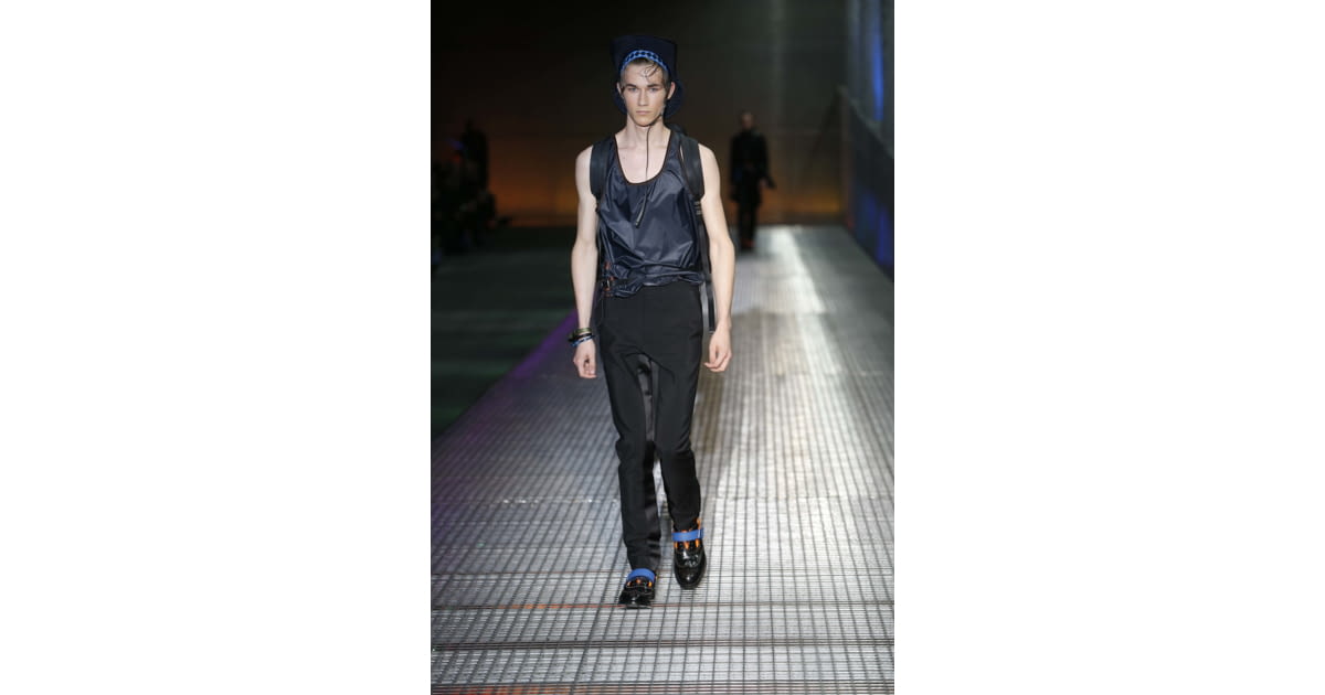 Prada S/S 17 menswear #44 - Tagwalk: The Fashion Search Engine