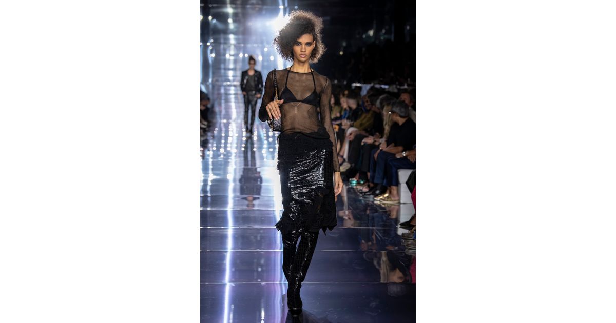 Tom Ford SS23 womenswear #30 - Tagwalk: The Fashion Search Engine