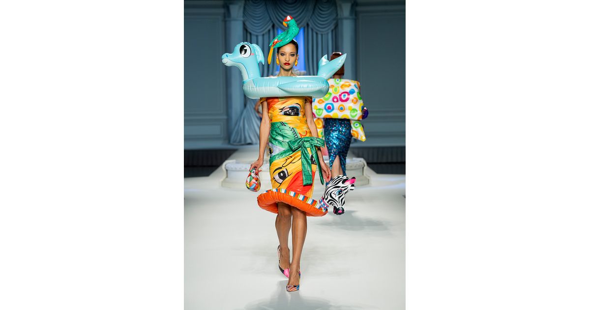 Moschino SS23 womenswear #55 - Tagwalk: The Fashion Search Engine