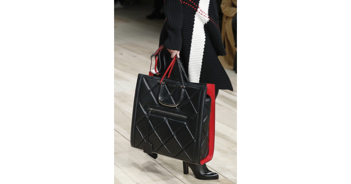 Alexander McQueen FW20 womenswear accessories #27 - Tagwalk: The ...