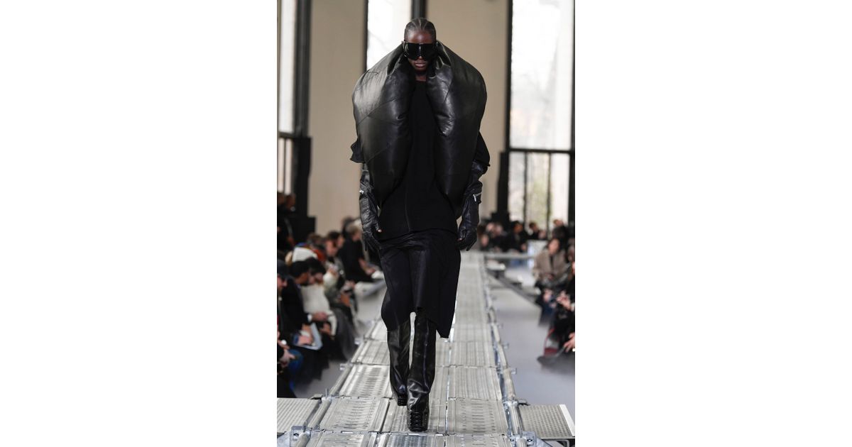 Rick Owens FW23 menswear #12 - Tagwalk: The Fashion Search Engine