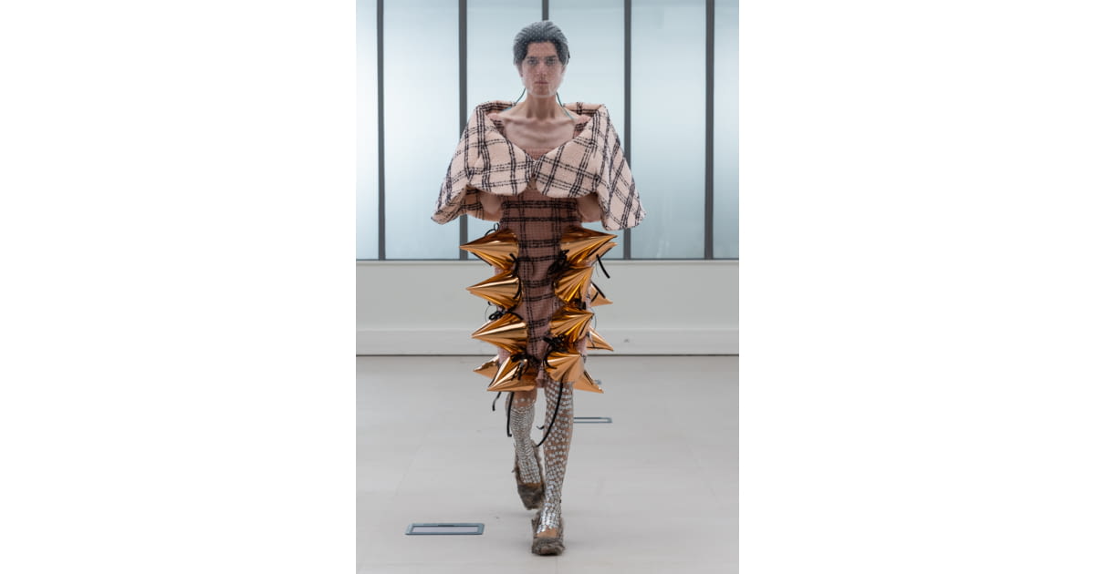 IFM PARIS FW22 womenswear #191 - Tagwalk: The Fashion Search Engine