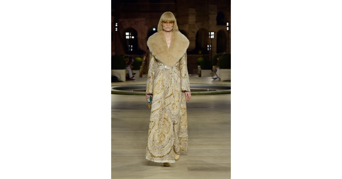 Fendi FW19 couture #36 - Tagwalk: The Fashion Search Engine