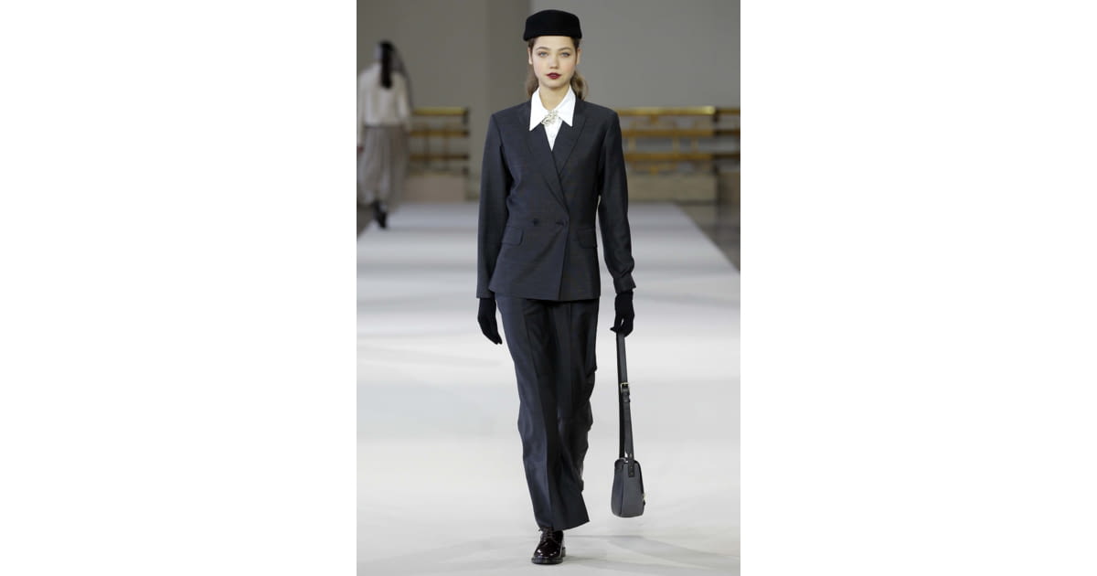 Agnès B F/W 18 womenswear #27 - Tagwalk: The Fashion Search Engine
