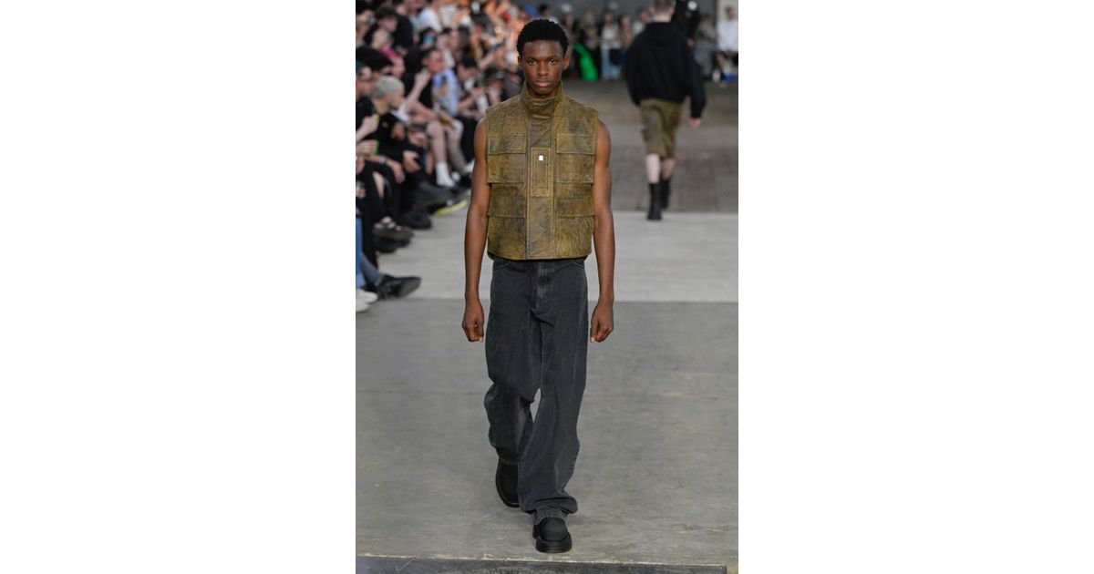 Alyx SS24 menswear #21 - Tagwalk: The Fashion Search Engine