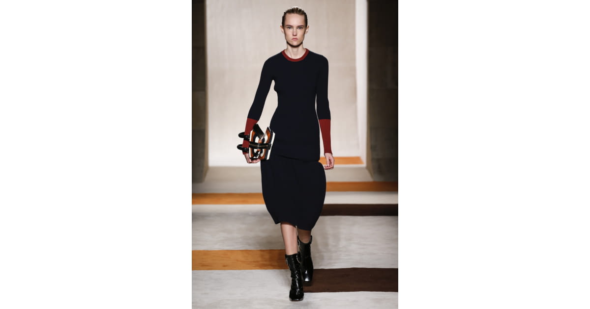 Victoria Beckham F/W 16 womenswear #9 - Tagwalk: The Fashion Search Engine