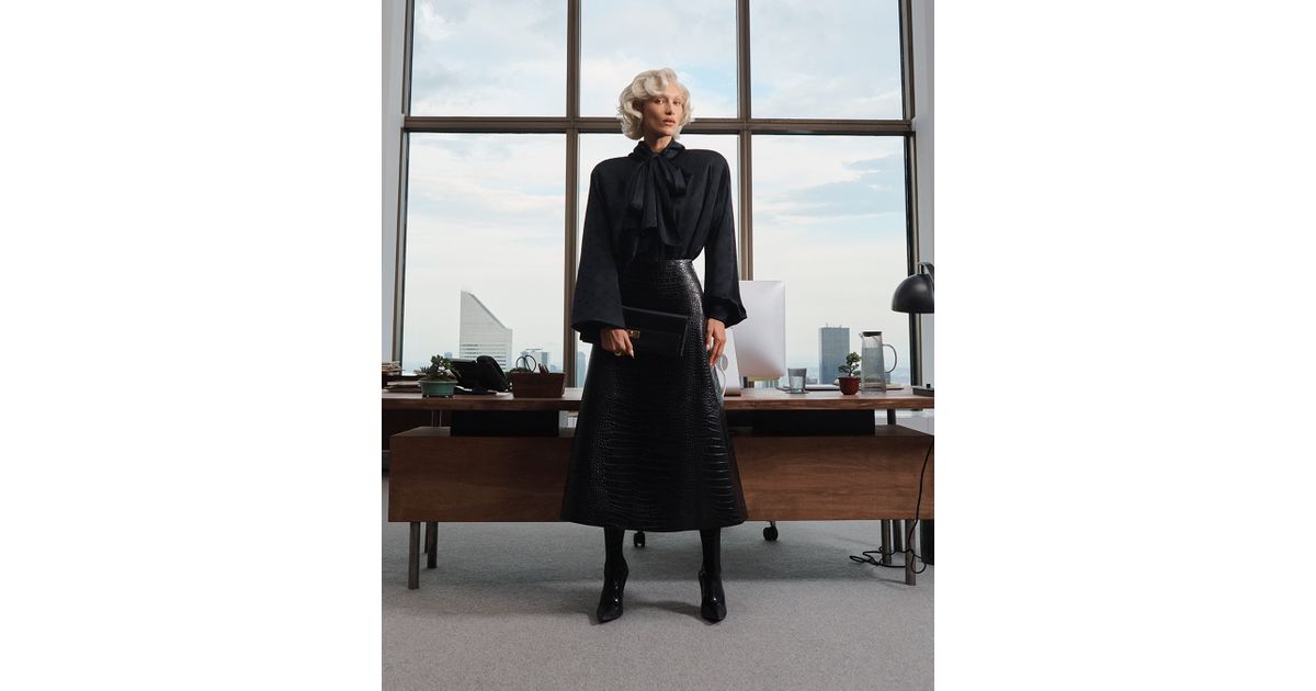 L'article : BALENCIAGA GARDE-ROBE SPRING 23 CAMPAIGN