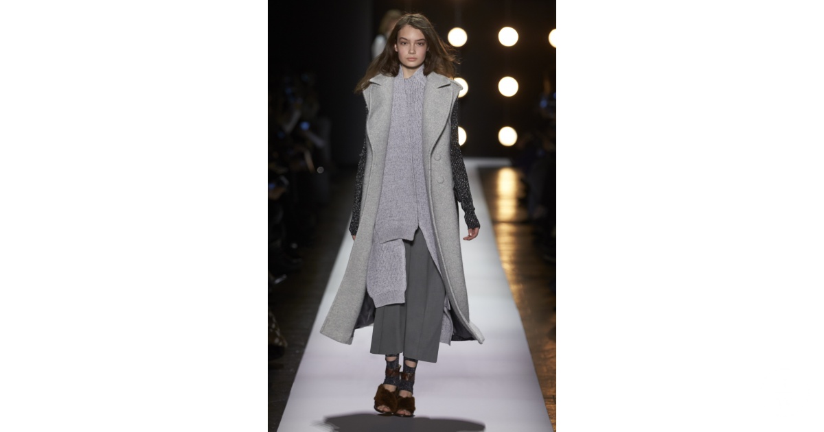 BCBG MAXAZRIA F/W 16 womenswear #1 - Tagwalk: The Fashion Search Engine