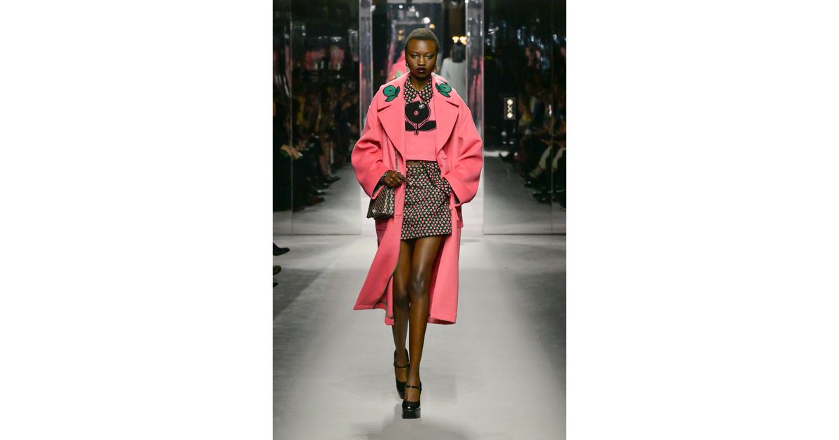 BENETTON FW23 womenswear #14 - Tagwalk: The Fashion Search Engine