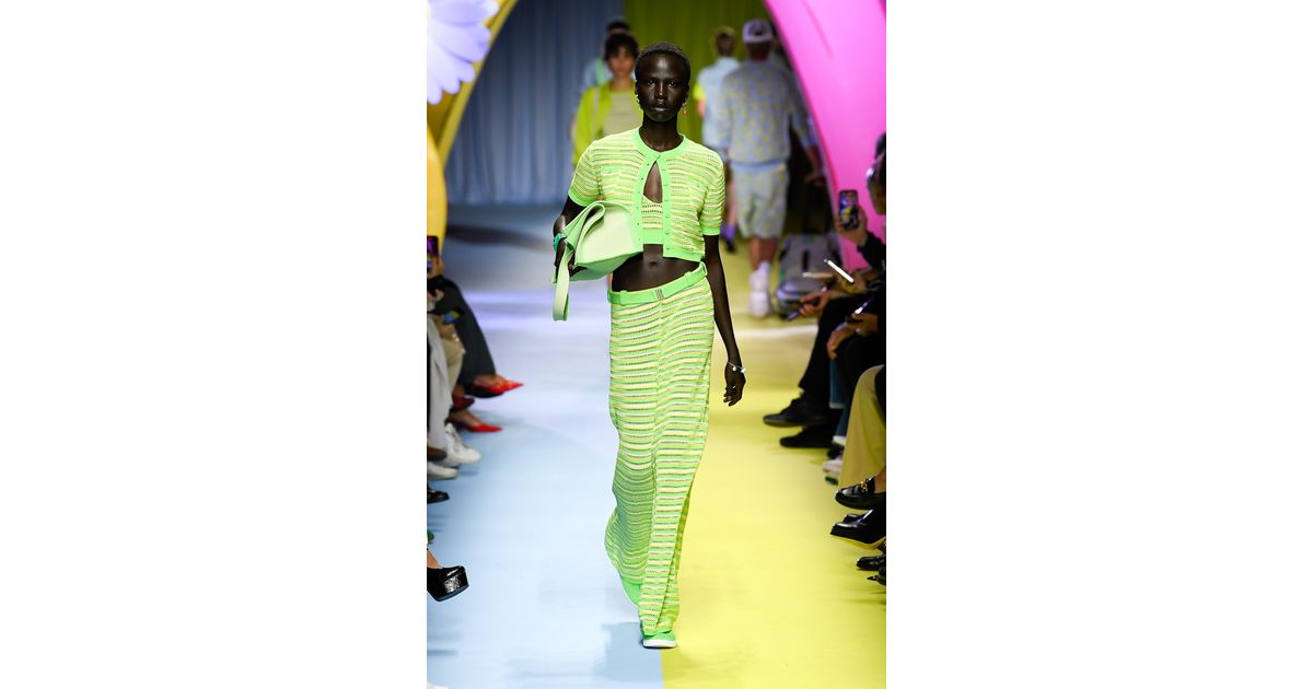 BENETTON SS24 womenswear #42 - Tagwalk: The Fashion Search Engine