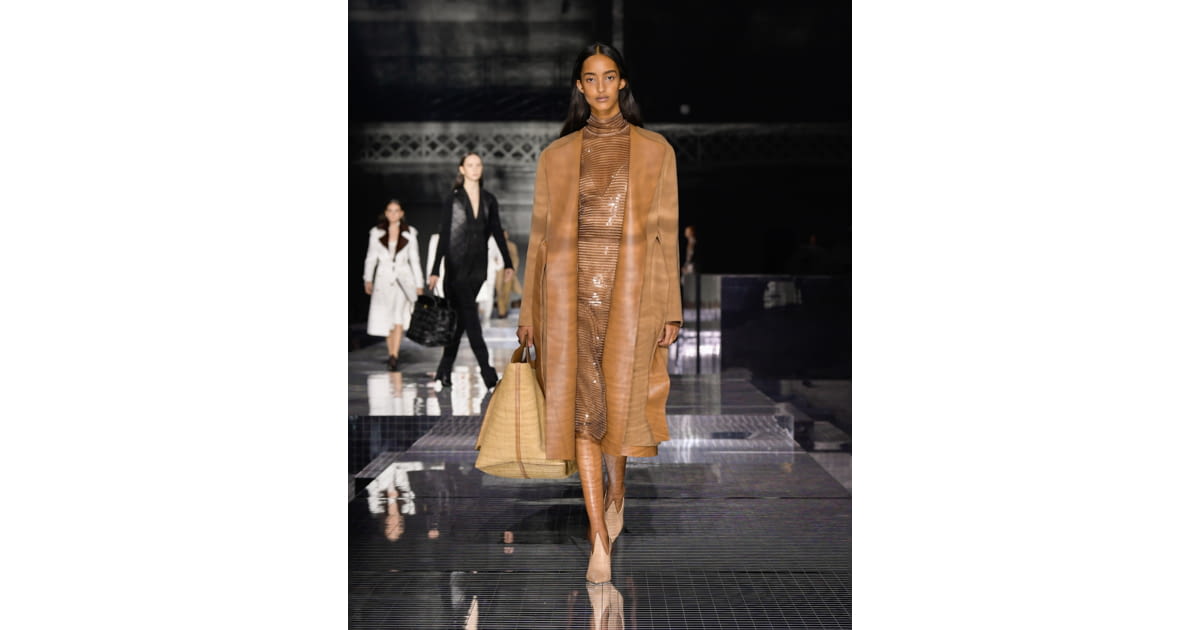 Burberry FW20 womenswear #6 - Tagwalk: The Fashion Search Engine