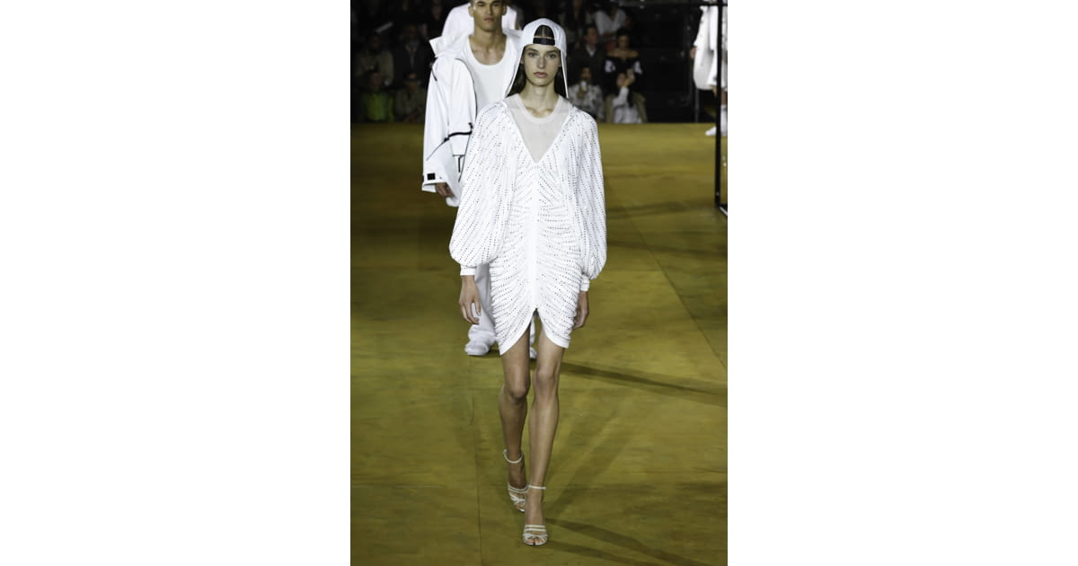 Burberry SS20 womenswear #67 - Tagwalk: The Fashion Search Engine