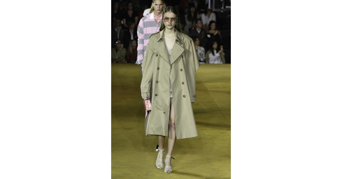 Burberry SS20 womenswear #88 - Tagwalk: the fashion search engine