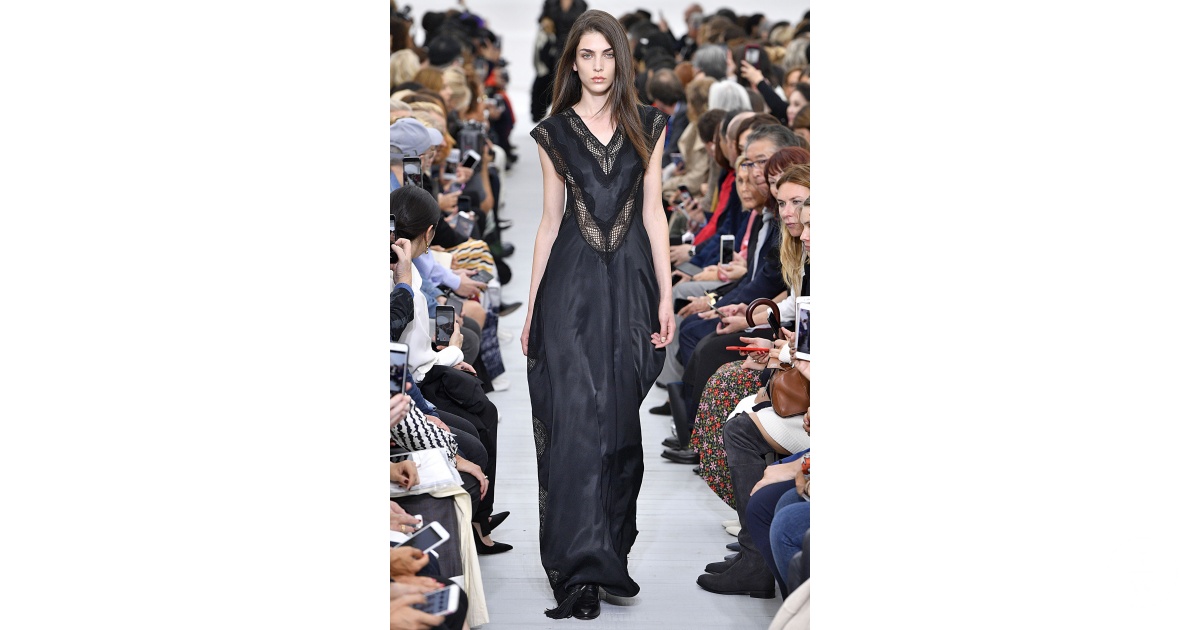 Celine S/S 18 女装 #20 - The Fashion Search Engine - TAGWALK
