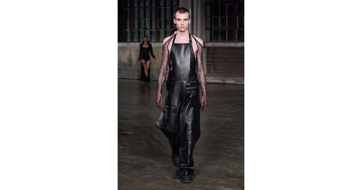 Dion Lee FW22 womenswear #31 - Tagwalk: The Fashion Search Engine