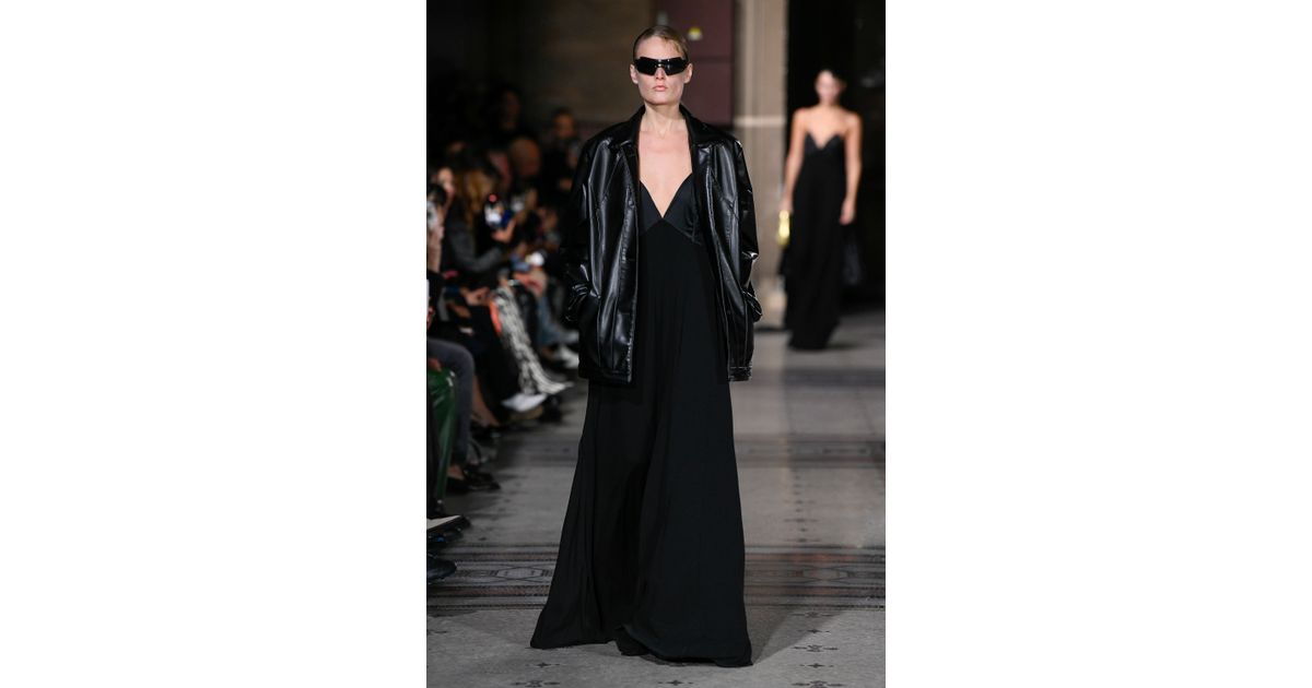 Coperni SS23 womenswear #3 - Tagwalk: The Fashion Search Engine