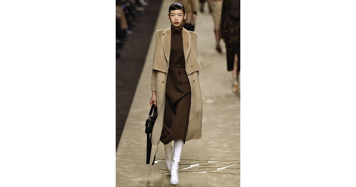 Fendi FW19 womenswear #35 - Tagwalk: The Fashion Search Engine