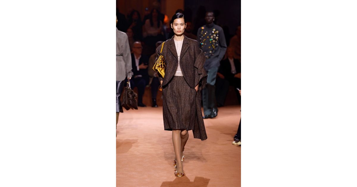 Fendi FW25 womenswear #25 - Tagwalk: The Fashion Search Engine