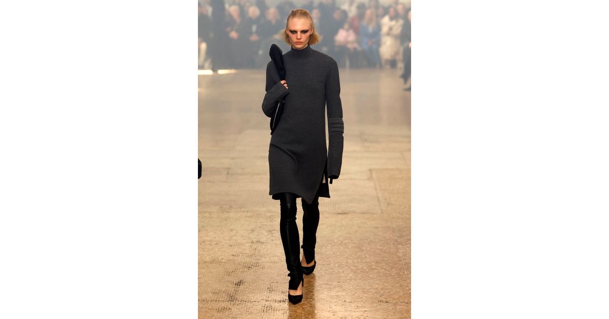 Helmut Lang FW24 womenswear #34 - Tagwalk: el buscador de moda