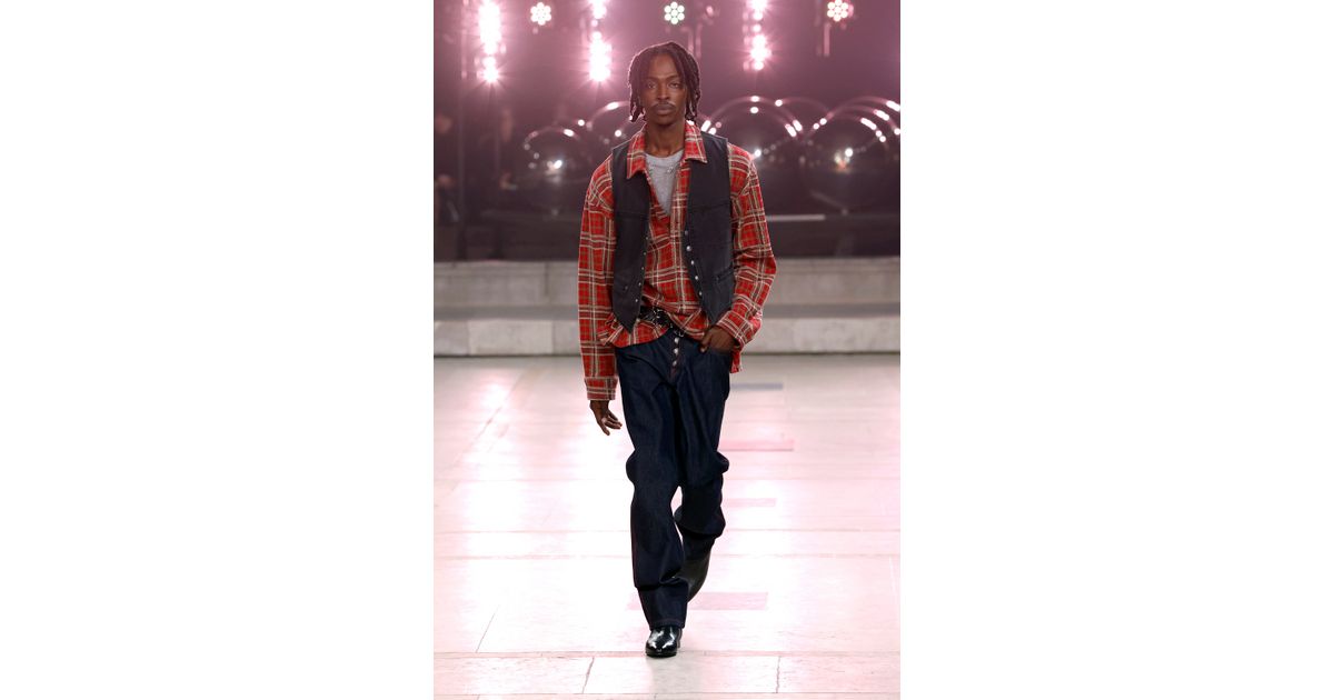 Isabel Marant FW25 womenswear #32 - Tagwalk: The Fashion Search Engine