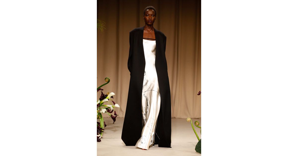 Jason Wu FW23 womenswear #9 - Tagwalk: The Fashion Search Engine