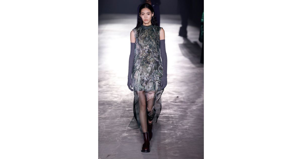 Jason Wu FW24 womenswear #4 - Tagwalk: The Fashion Search Engine