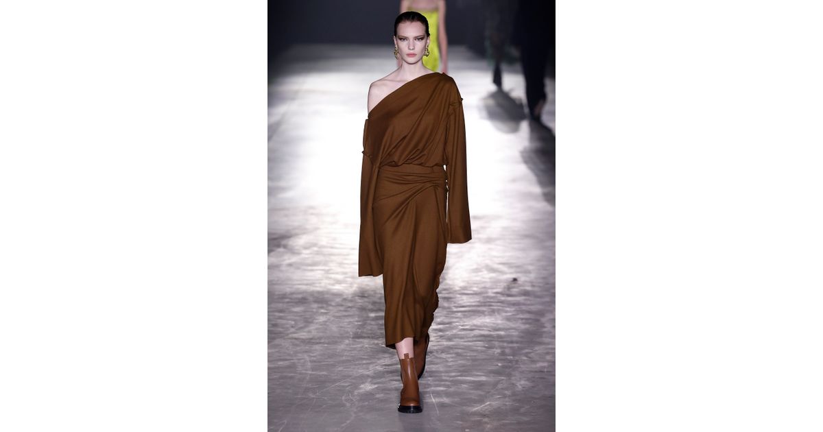 Jason Wu FW24 womenswear #8 - Tagwalk: The Fashion Search Engine