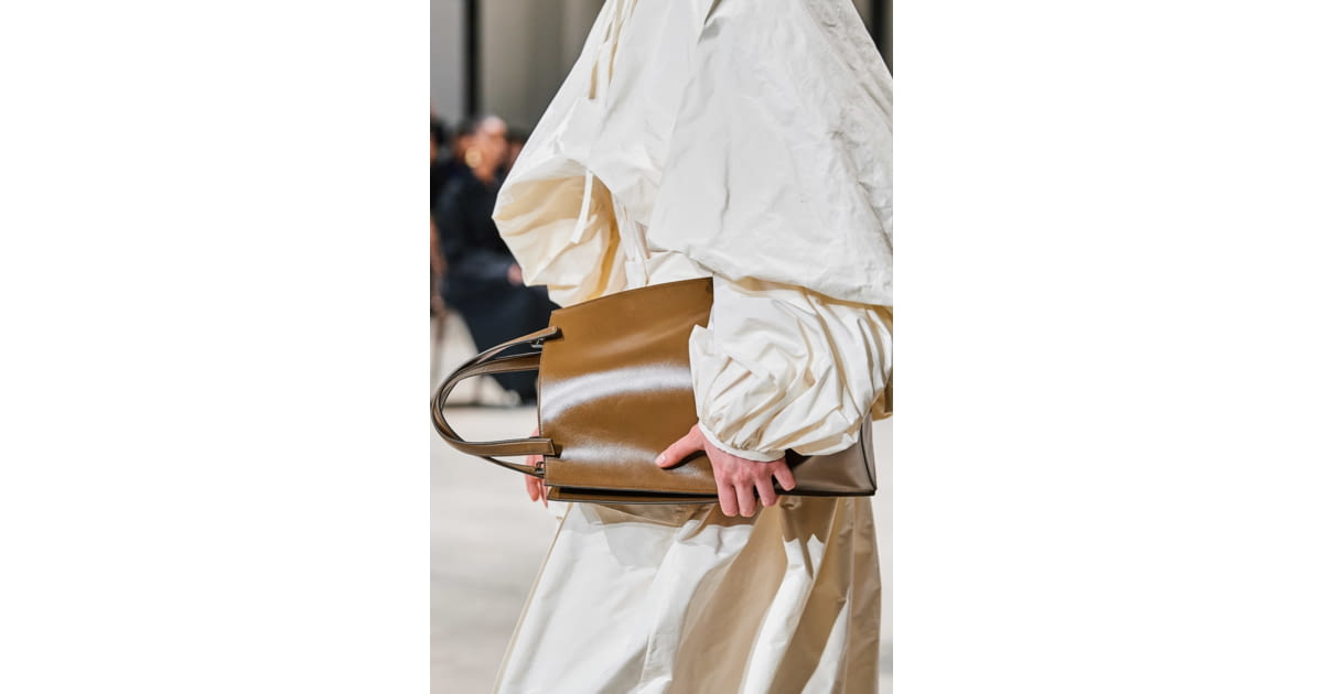 Jil Sander FW20 womenswear accessories #17 - Tagwalk: The Fashion ...