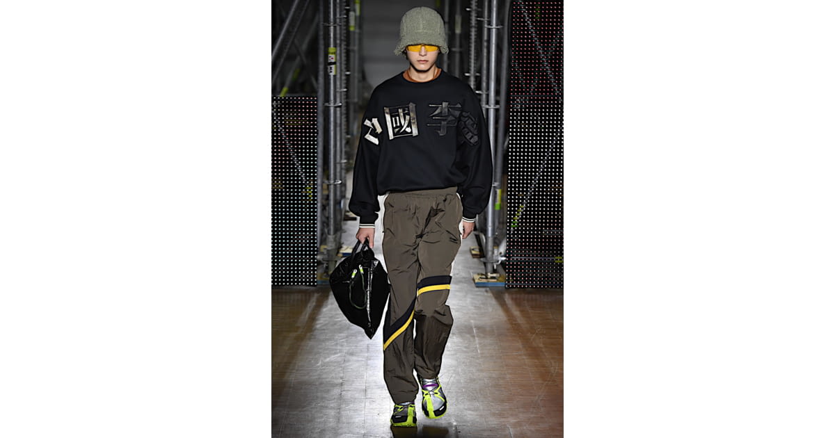 Li Ning FW20 menswear #10 - Tagwalk: The Fashion Search Engine