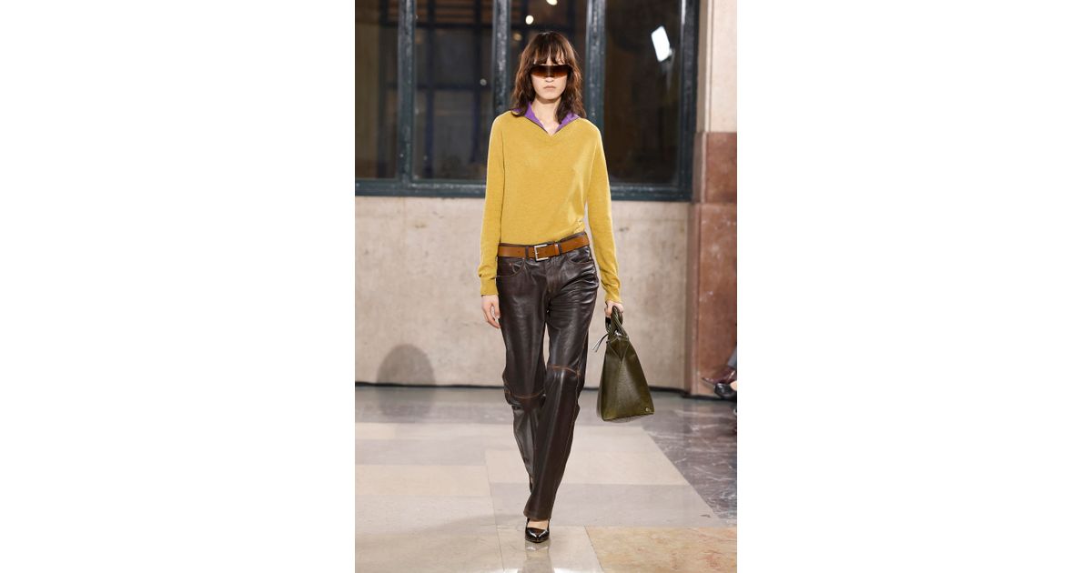 MM6 Maison Margiela FW26 womenswear #21 - Tagwalk: The Fashion Search ...