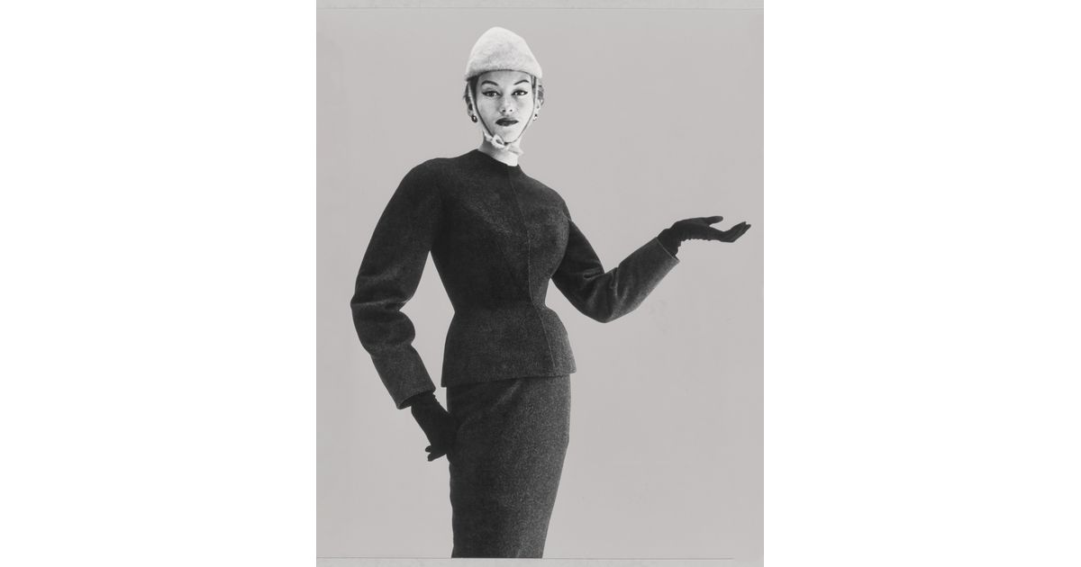 The article: GIVENCHY CATWALK, THE COMPLETE COLLECTIONS