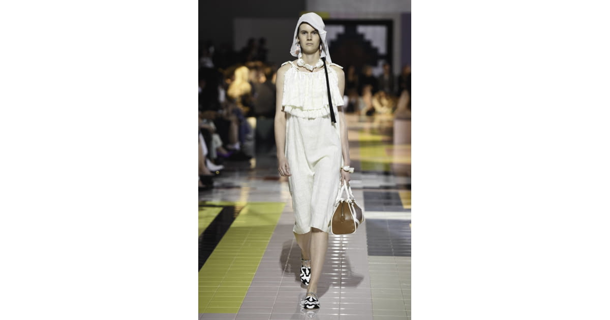 Prada SS20 womenswear #31 - Tagwalk: The Fashion Search Engine