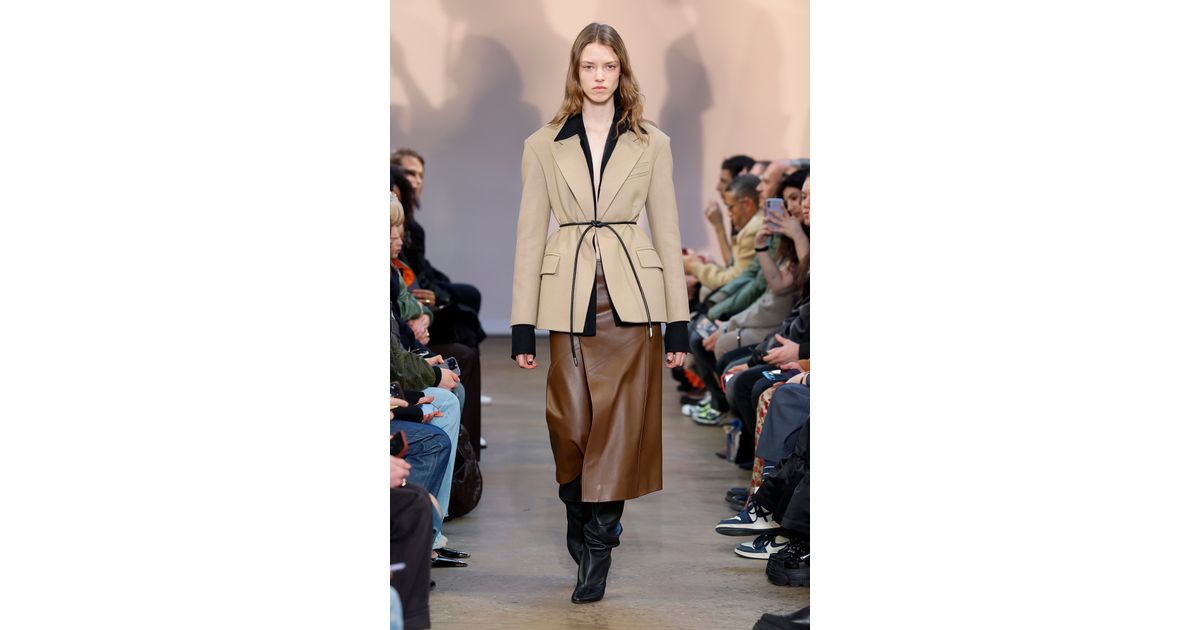 Proenza Schouler Fall/Winter 2023 womenswear #18 - Tagwalk: The Fashion ...