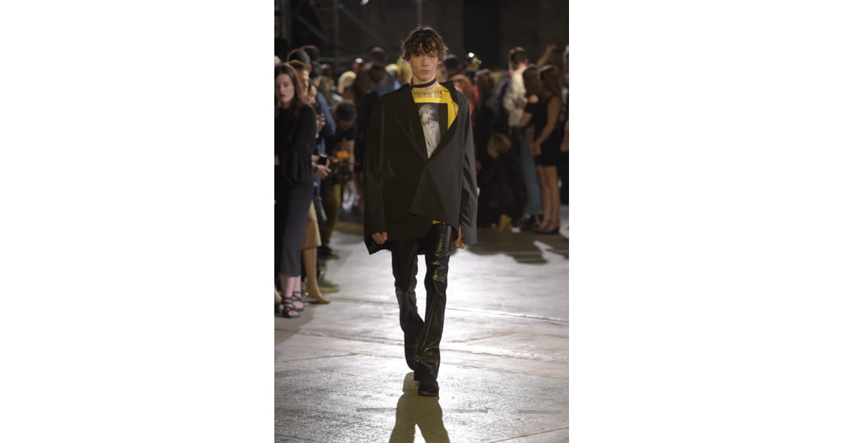 Raf Simons S/S 17 menswear #57 - Tagwalk: The Fashion Search Engine