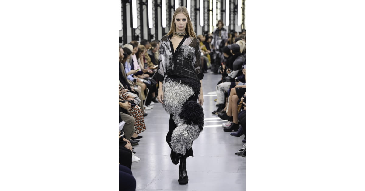 Sacai SS20 womenswear #42 - Tagwalk: The Fashion Search Engine