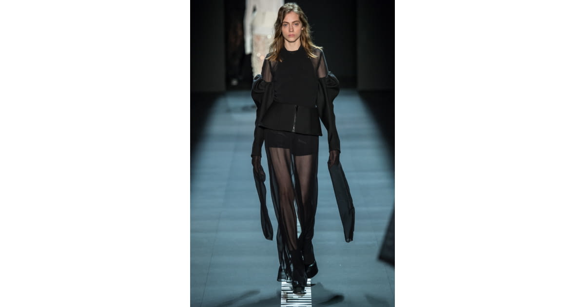 Vera Wang S/S 17 womenswear #36 - Tagwalk: The Fashion Search Engine