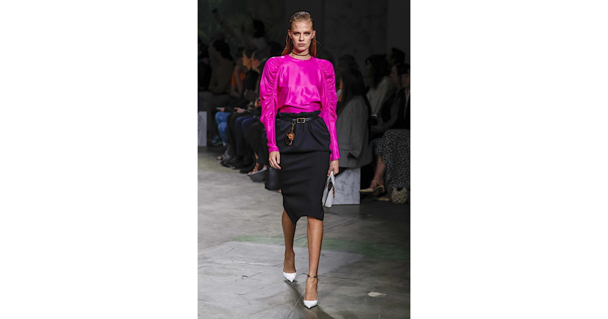 Versace SS20 womenswear #39 - Tagwalk: The Fashion Search Engine