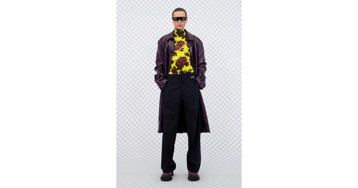VETEMENTS SS22 womenswear #84 - Tagwalk: The Fashion Search Engine
