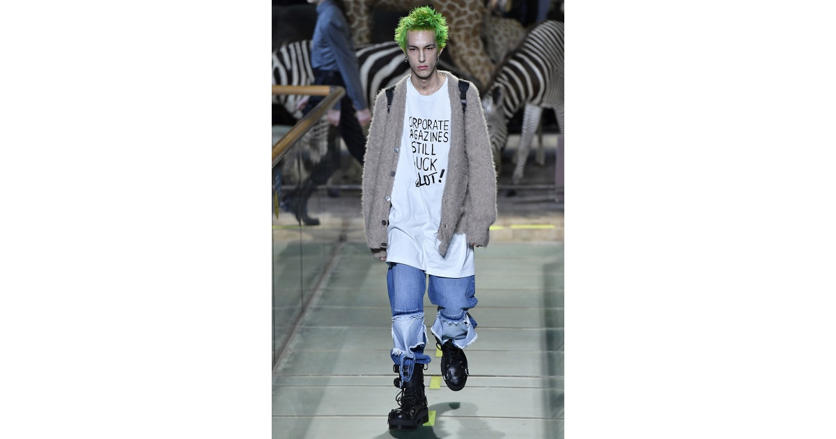 VETEMENTS FW19 menswear #36 - Tagwalk: The Fashion Search Engine