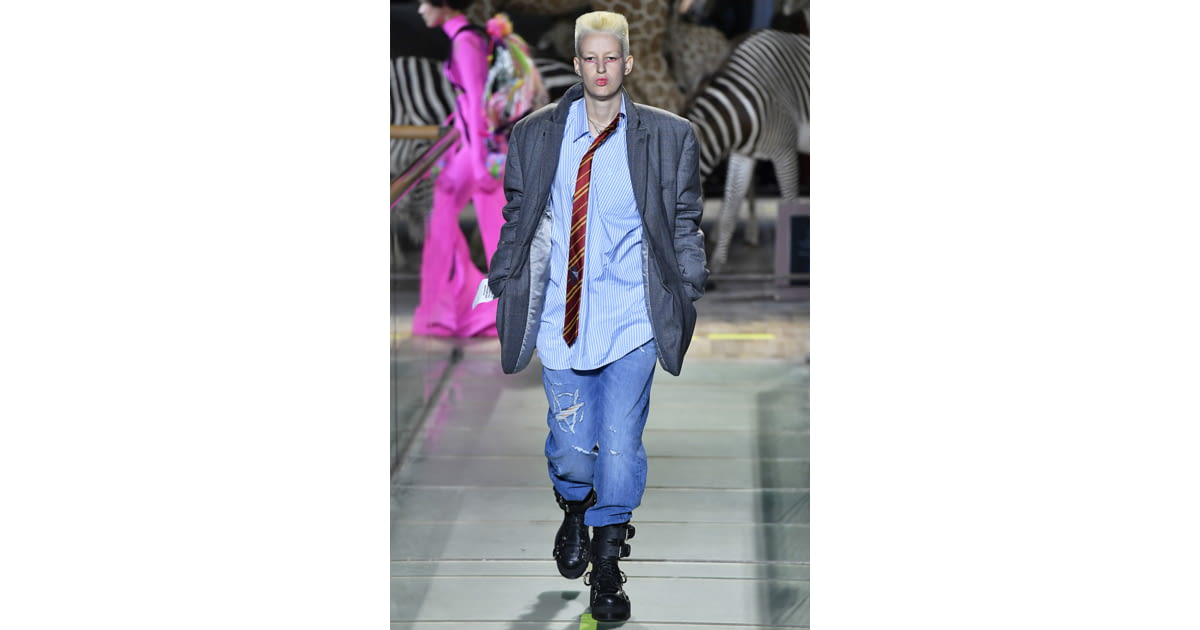 VETEMENTS FW19 menswear #39 - Tagwalk: The Fashion Search Engine