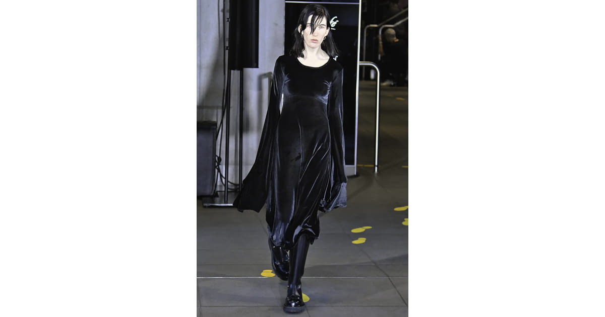VETEMENTS SS20 menswear #52 - Tagwalk: The Fashion Search Engine