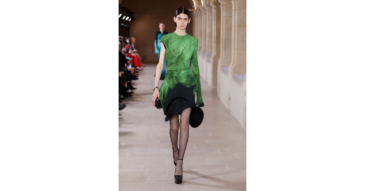 Victoria Beckham FW23 womenswear #39 - Tagwalk: The Fashion Search Engine