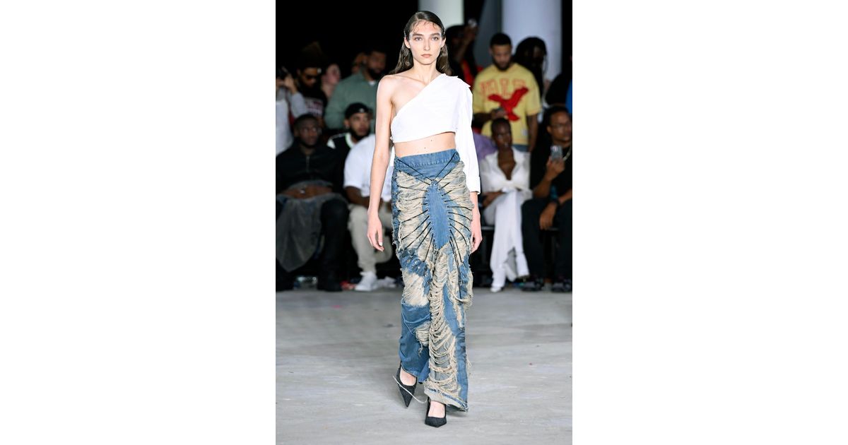 Who Decides War SS24 womenswear #18 - Tagwalk: The Fashion Search Engine