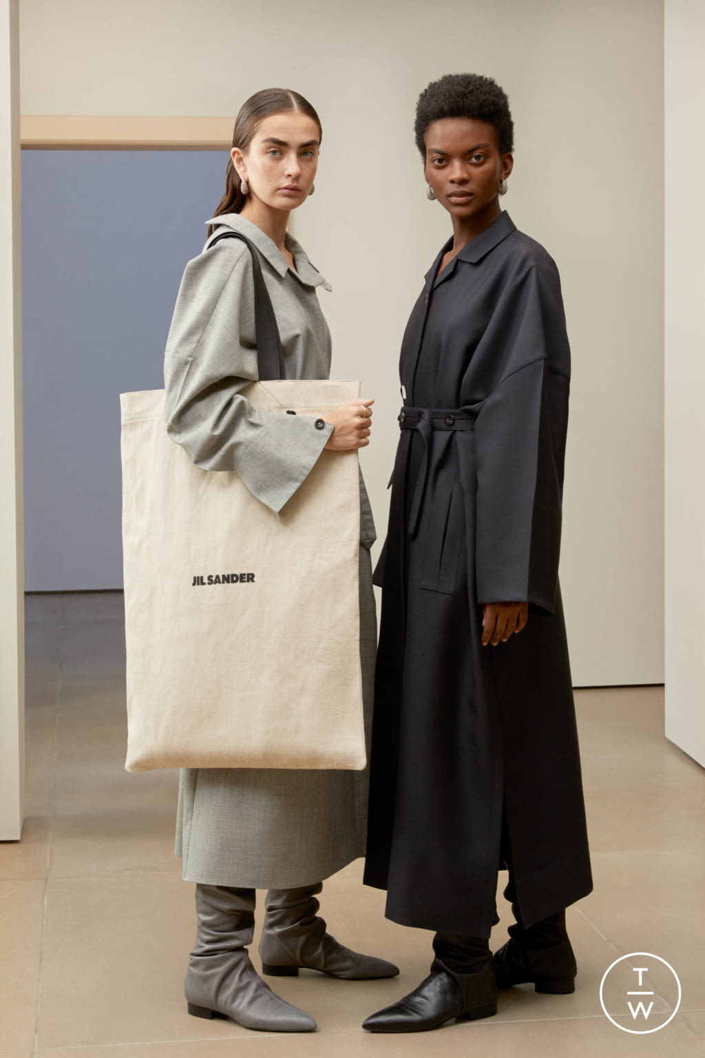 Jil Sander PF19 womenswear #4 - Tagwalk: The Fashion Search Engine