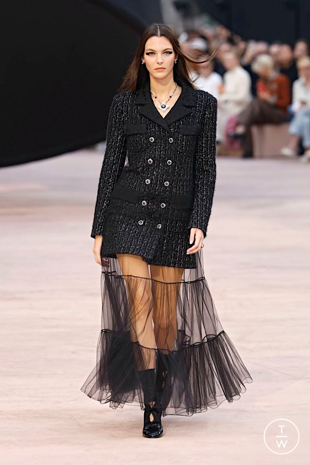 Chanel FW25 womenswear #1 - Tagwalk: The Fashion Search Engine