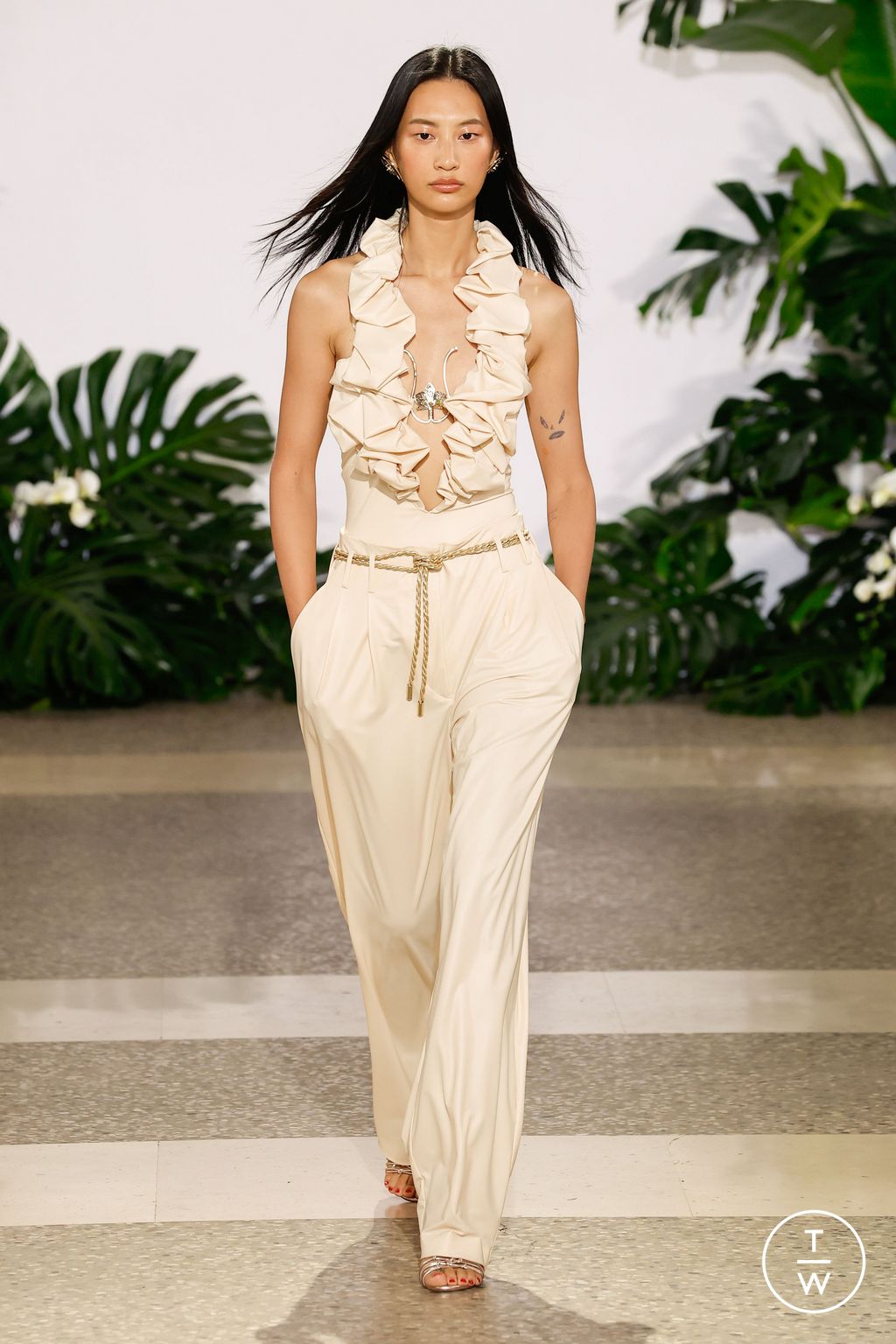 Genny SS24 womenswear #21 - Tagwalk : Le Moteur de Recherche de la Mode