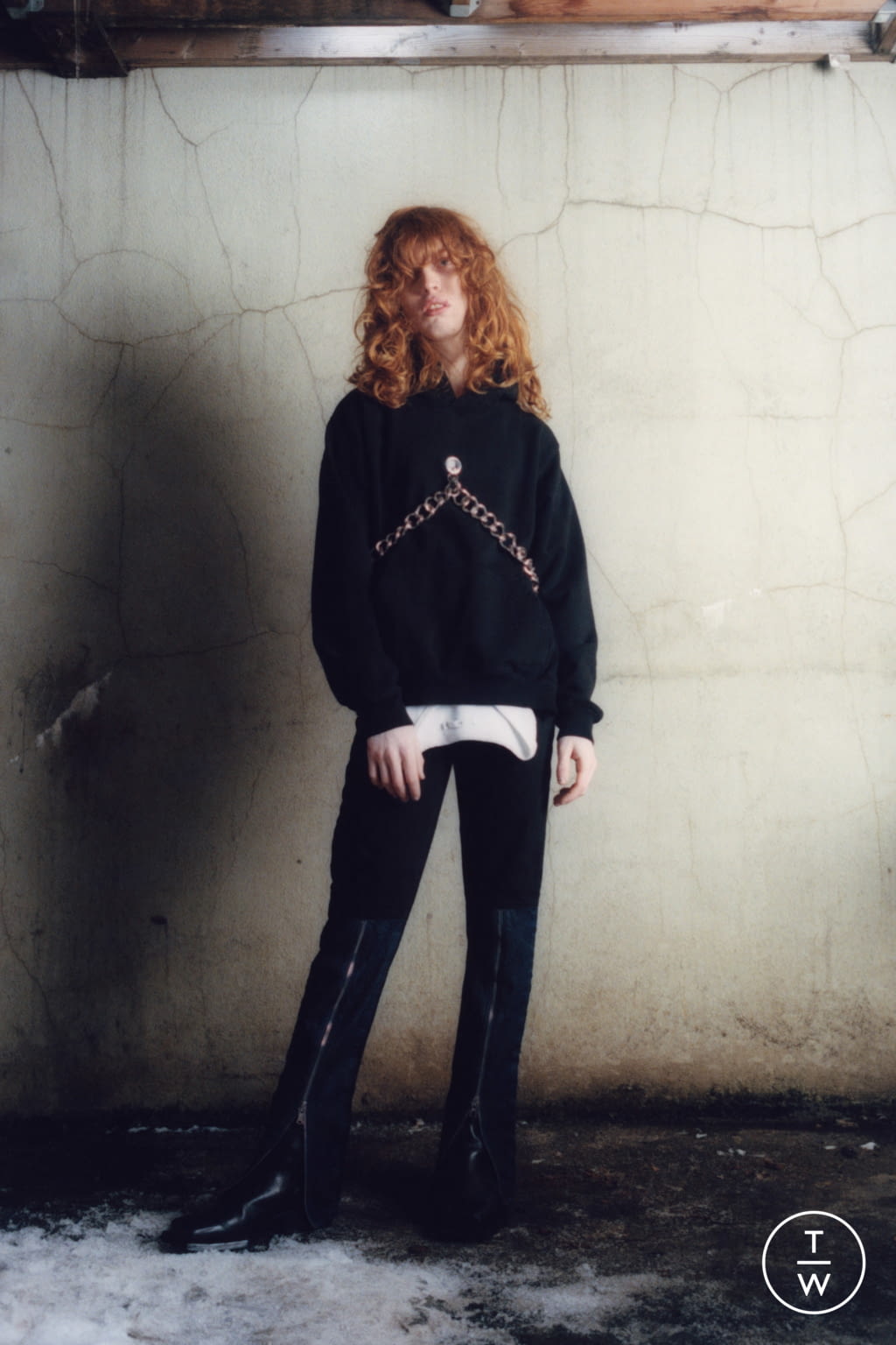 LRS FW21 womenswear #21 - The Fashion Search Engine - TAGWALK